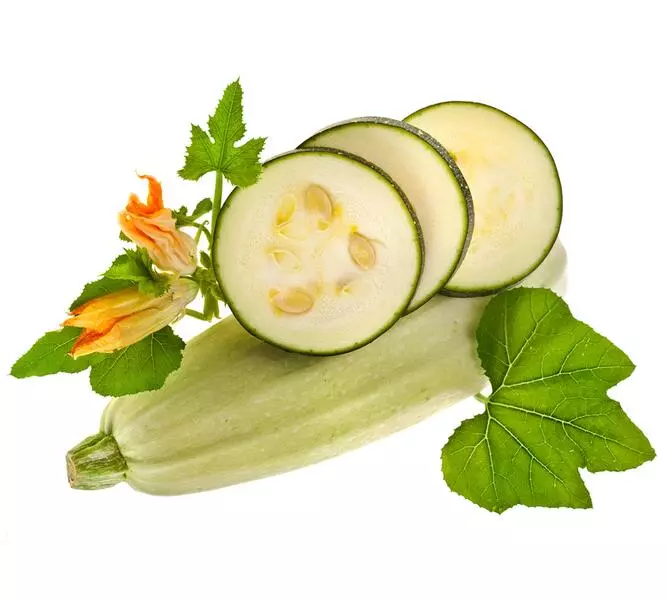 Zucchini "adulti" u "żgħażagħ." Kif issajjarhom b'mod korrett?