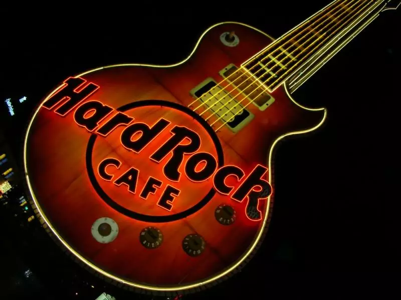 Hard Rock Cafe：音乐文化如何成为餐厅的文化？