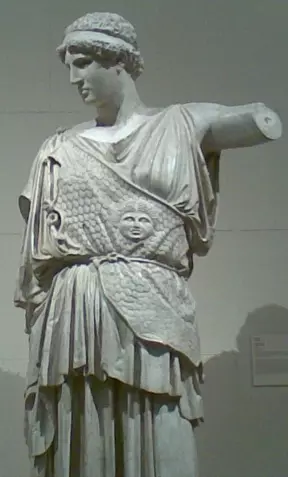 Lemnos Athena Con Aegid - copia de xeso das estatuas de estudo en Pushkin Museum