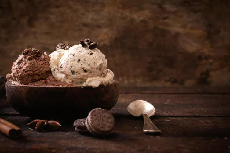 ¿Cómo cocinar helado en casa?