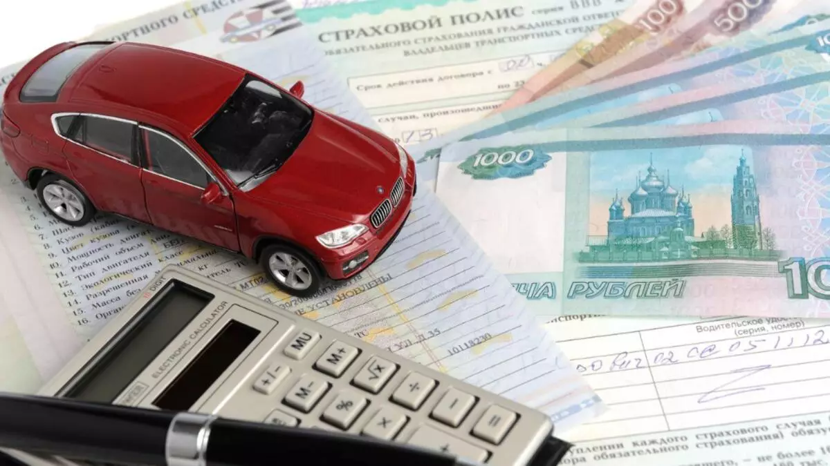 Si për të fituar para me ndihmën e një makine? Pesë ide për automobilist