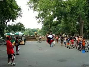 Dance Dance a Central Park