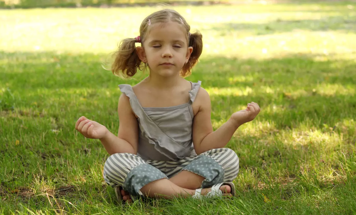 Što je Baby Yoga i da li je stvarno?