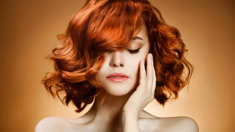 Comment ramasser la couleur des cheveux?