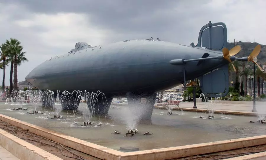 Kuhlelwa kanjani ukuxhumana kuma-submarines? 20321_1