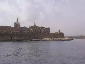 Valletta, denizden manzara.