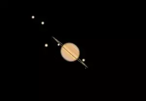 Saturno e i suoi compagni