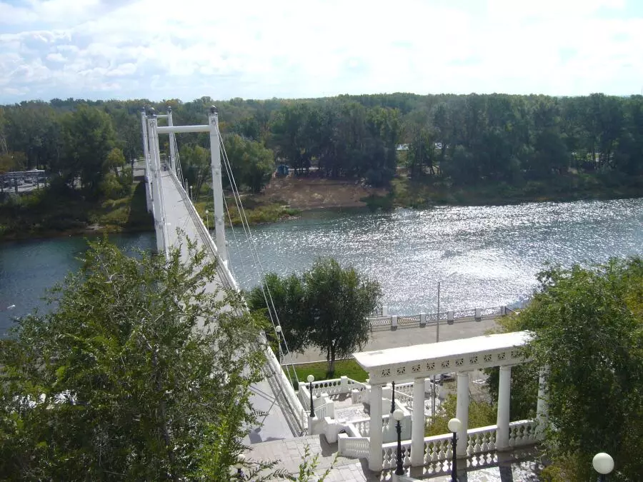 Embanks of the river ural muOrenburg