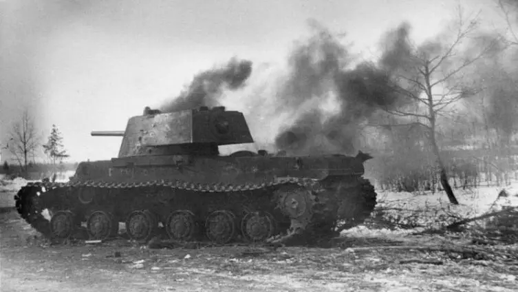 A kudu maso yammacin Rzheva Soviet tank KV-1 daga daya daga cikin mutum tank battalions da jama'ar na 29th Army of General Ivan Maslennikov. Kalininsky gaban