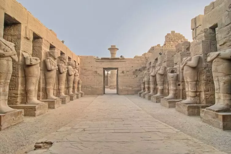 Pahulay sa Egypt: Lakaw o ayaw pag-adto? Biyahe sa Luxor