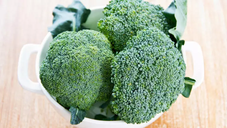 Brokoli - sumber kesehatan sing ora bisa dibalekake?