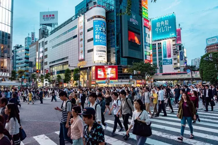 東京