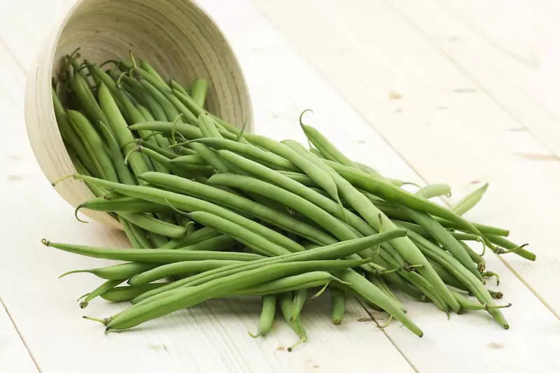 Giunsa ang pag-andam sa pinggan gikan sa asparagus beans?