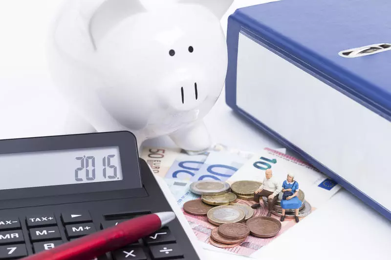 Come spendere soldi per ottenere entrate? Formazione finanziaria