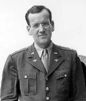 Glenn Miller (photographie militaire, en.wikipedia.org)