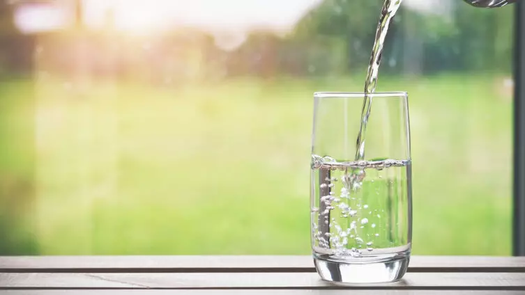 demain la technologie d'hier. Où prendre l'eau et comment nettoyer?