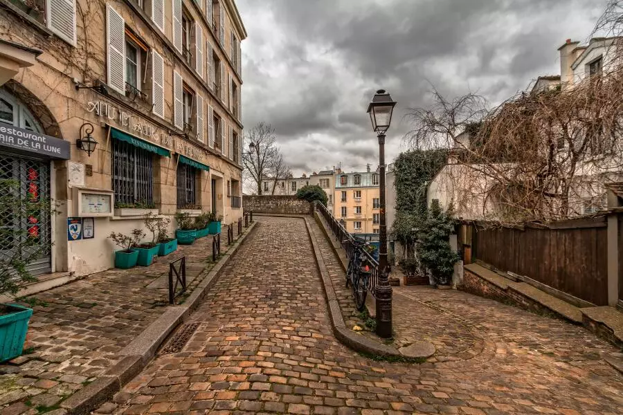 Kthehu në Montmartre. Si të zbatoni ëndrrën tuaj?