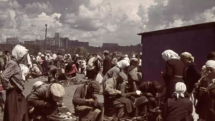 Kharkovit nën pushtimin, 1942