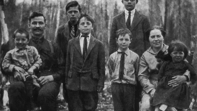 Supprunov-perhe Kanadassa, 1918
