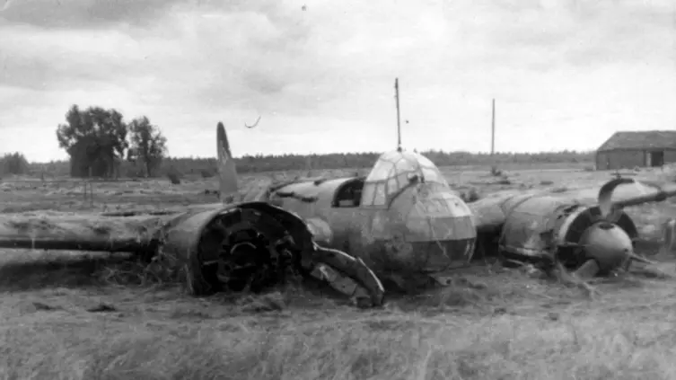 Bombardues gjerman junkers yu-88, të shtënë poshtë në BRSS