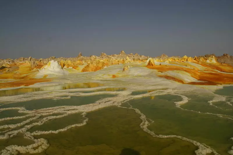 Ce culoare este Pământul? Despre punctele cele mai colorate ale planetei