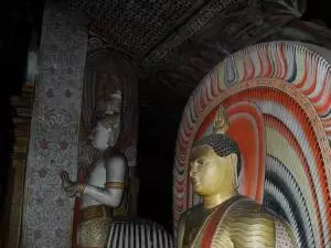 In grot tempel