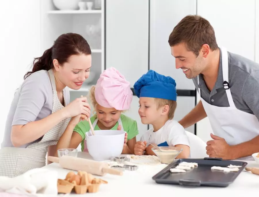 ¿Qué cocinar de la masa en la salmuera?