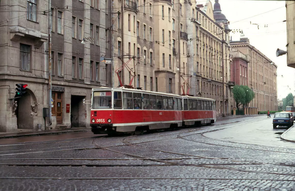 What can be ride in St. Petersburg?: OK tram