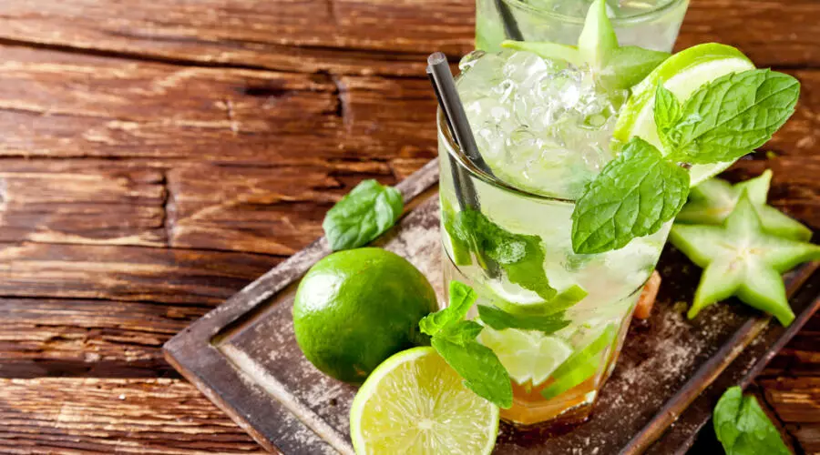 Abin da irin mojito girke-girke za a iya dafa da kansa?