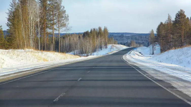 By car in Russia: how to get from Siberia to Moscow?