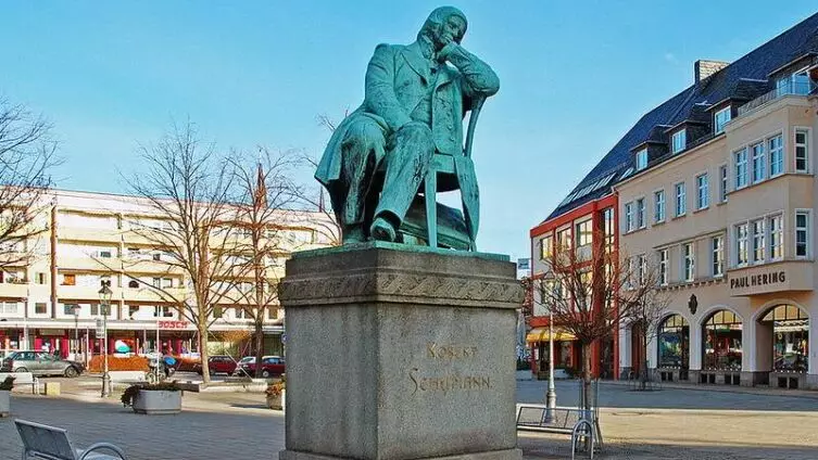 Monumento sa Robert Shumanu sa Zwickau