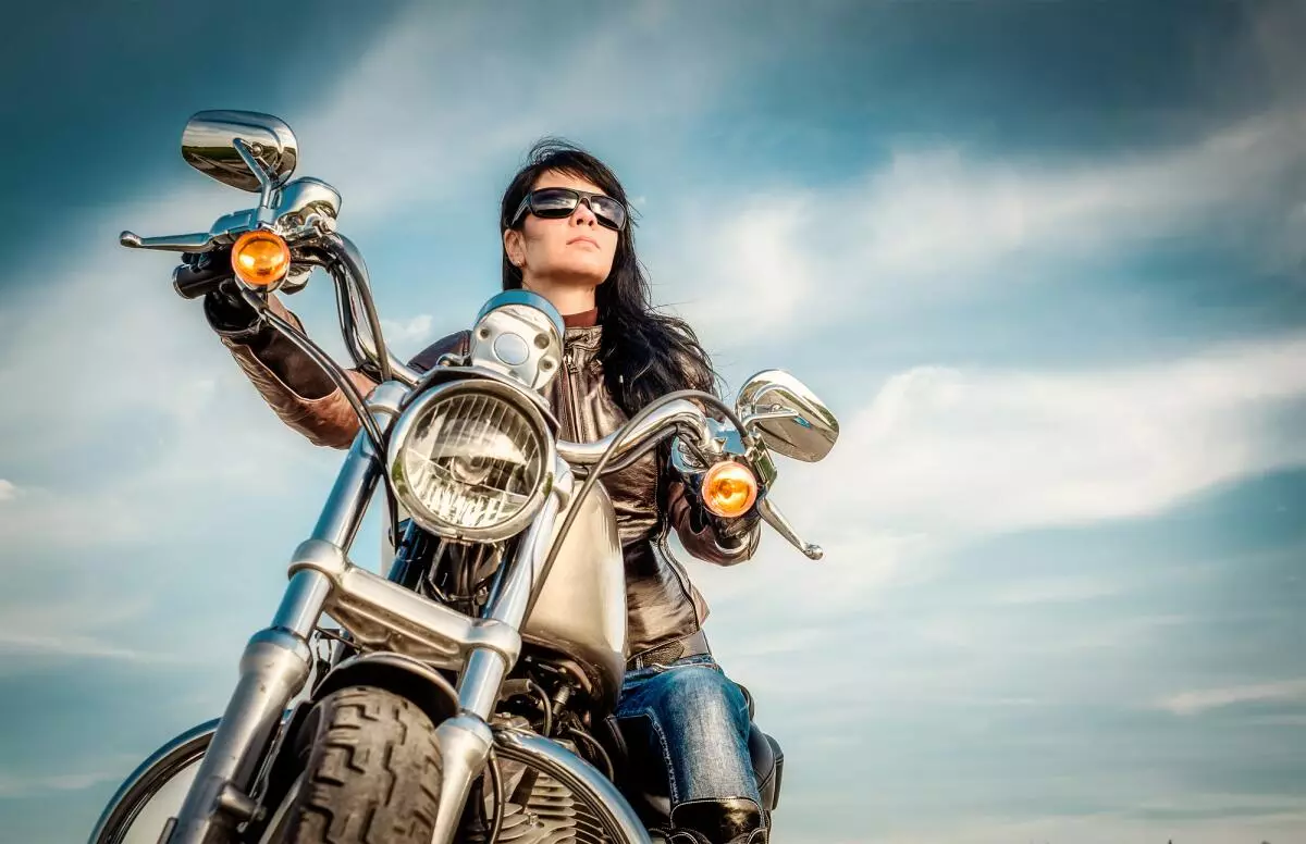 How to choose your first motorcycle in life?