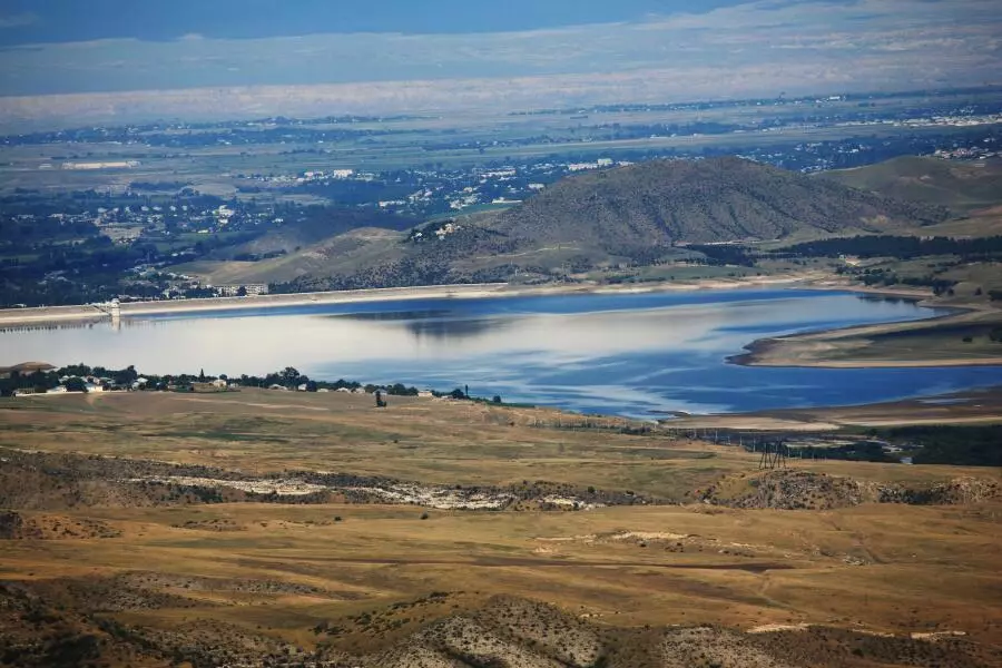 Armenia, Tavush. Juu ya njia ya monasteri Makaravank.