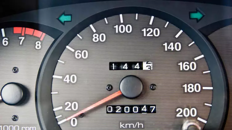 Turėčiau nusipirkti automobilį su maža rida? 6664_1