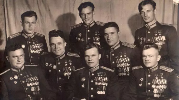 Mis nad olid, need "vanad mehed", mida nad lahkus? Esimene kümne Nõukogude asav suur patriootlik sõda