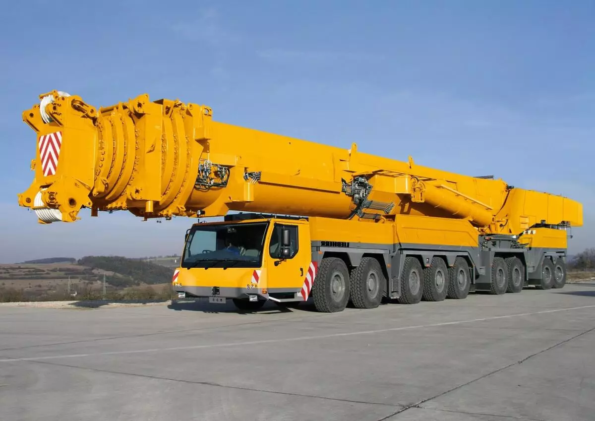 What construction machines are the largest in the world?