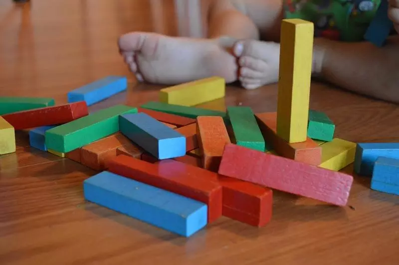 Encyclopedia Montessori. Hur växer lycklig, smart och självsäker bebis?