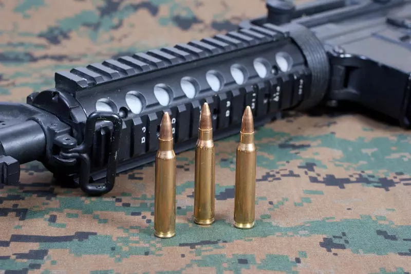 Kartrid 5.56x45 mm NATO dan 0,223 Remington. Apa bedanya?