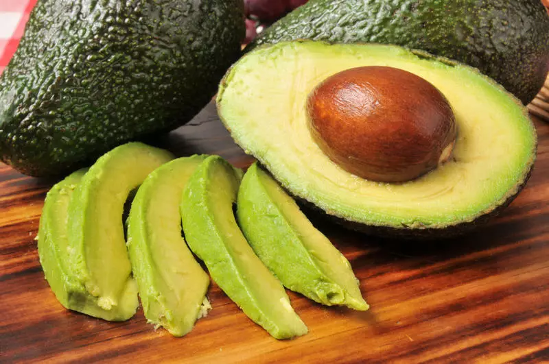 Ngano nga kinahanglan naton ang Avocado?