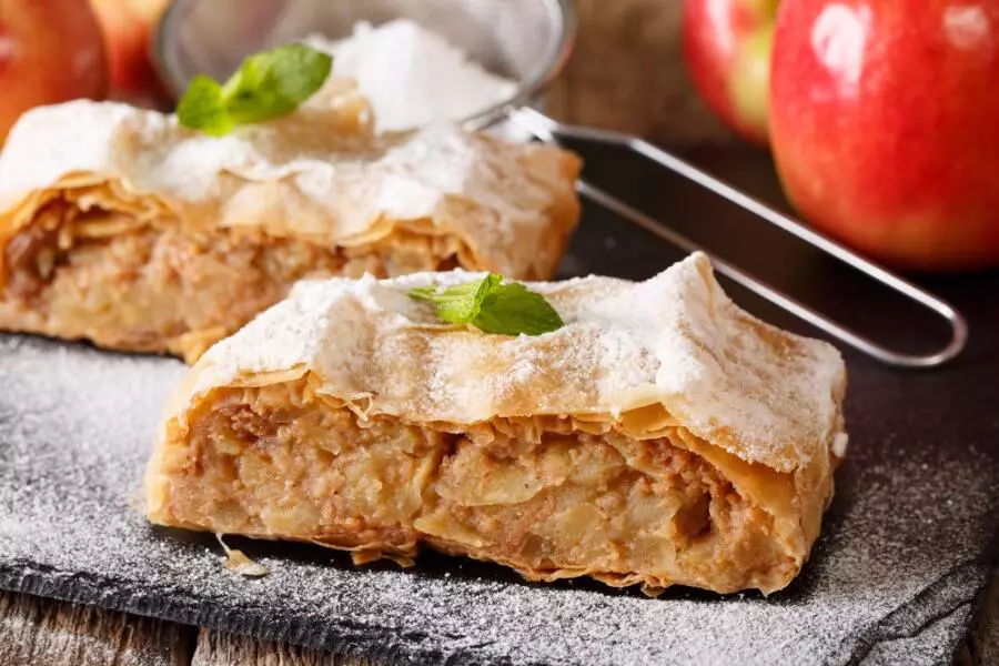 Aquest vienesa Strudel de poma: la forma de cuinar?